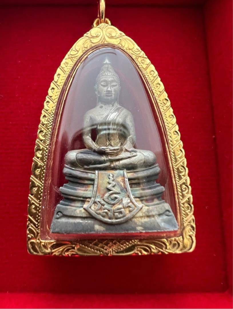 Lp sothorn roop loh police batch, Hobbies & Toys, Religious Items on ...