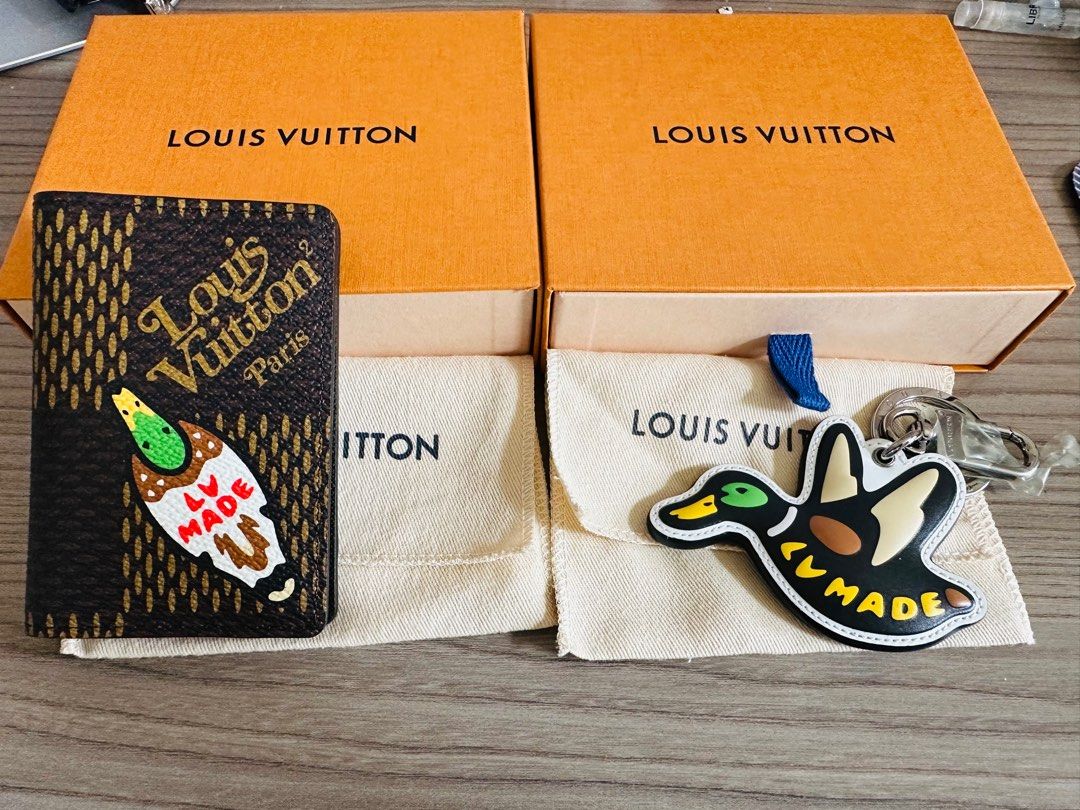 LV x Human Made Key Chain, 名牌, 飾物及配件 - Carousell