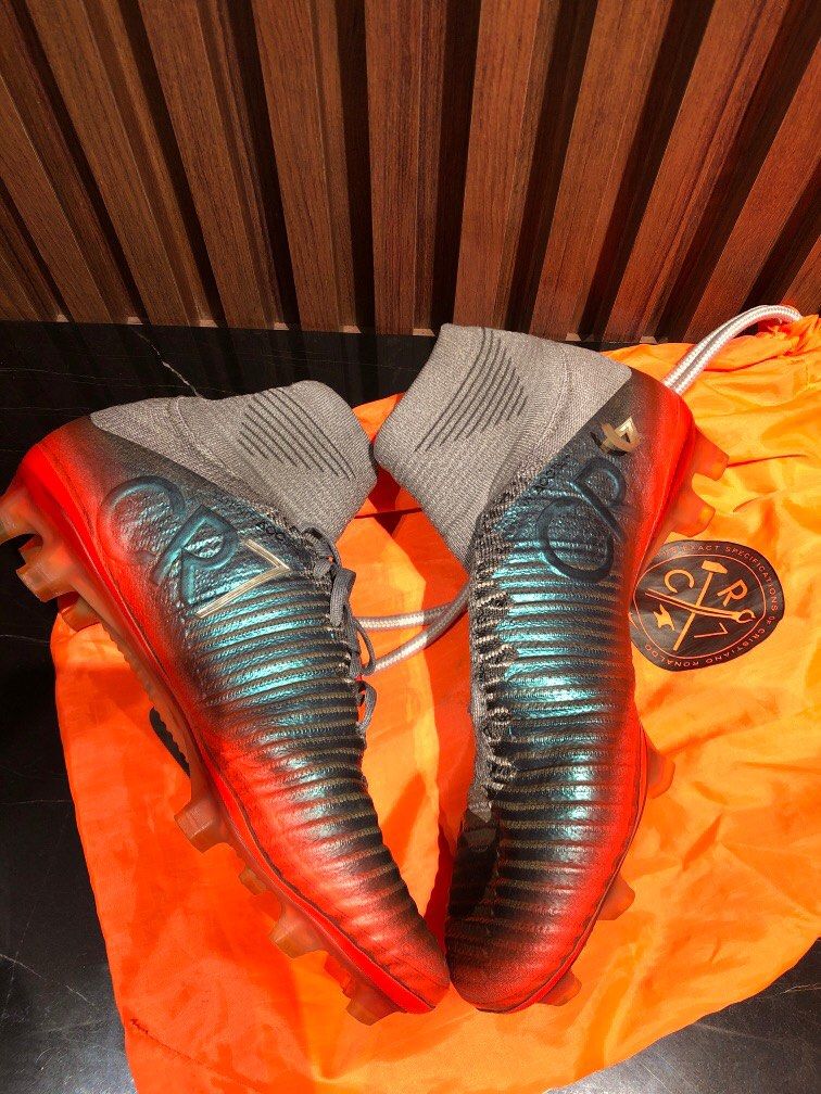 Mercurial Superfly V CR7, Sports Equipment, Sports & Games, Racket ...