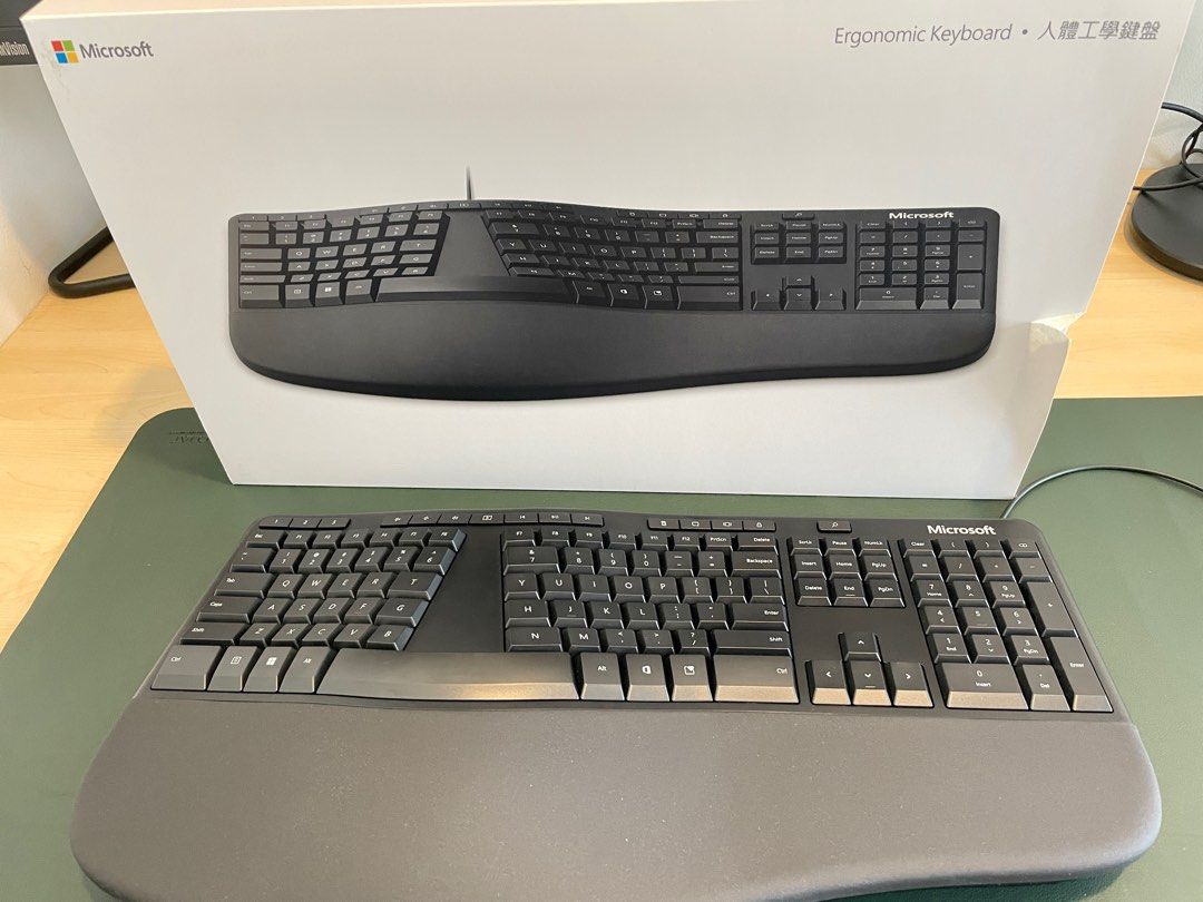 Microsoft Ergonomic Keyboard - Almost new, Computers & Tech, Parts ...