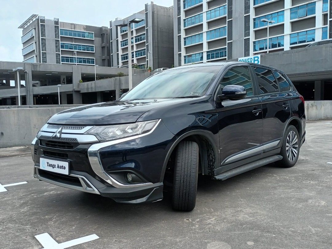 Mitsubishi Outlander 2.0 CVT Classic 7-Seater (A), Cars, Used Cars on ...