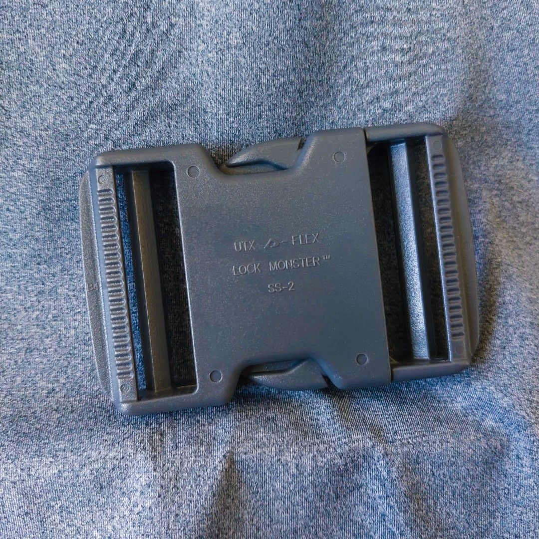 Mystery Ranch Side Release Buckle (Full Moon / Hip Monkey) on Carousell