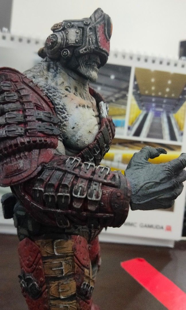 NECA Gears of War Grenadier Beast Rider Action Figure, Hobbies & Toys ...