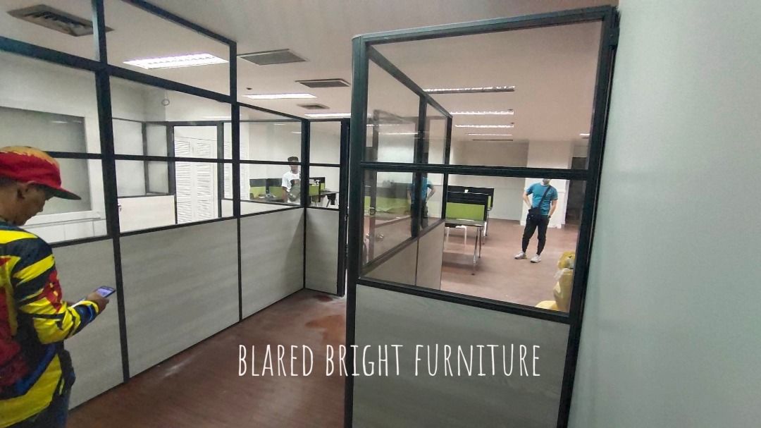 Office Furniture Partition - Cubicles Workstation . Half Glass - Half ...