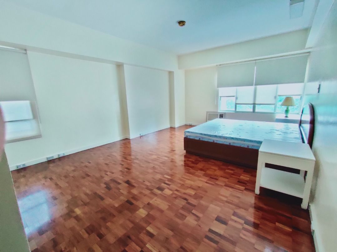 One Salcedo Place on Carousell