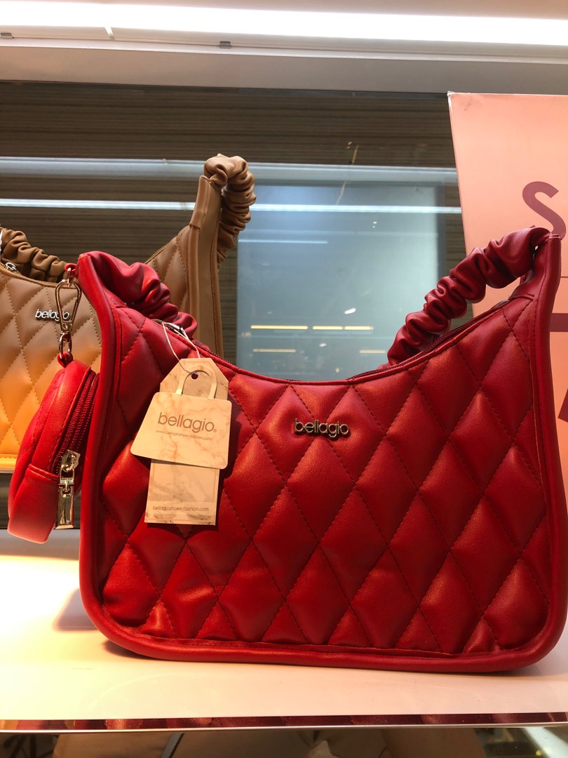 Open po tas bellagio warna merah, Barang Mewah, Tas & Dompet di Carousell