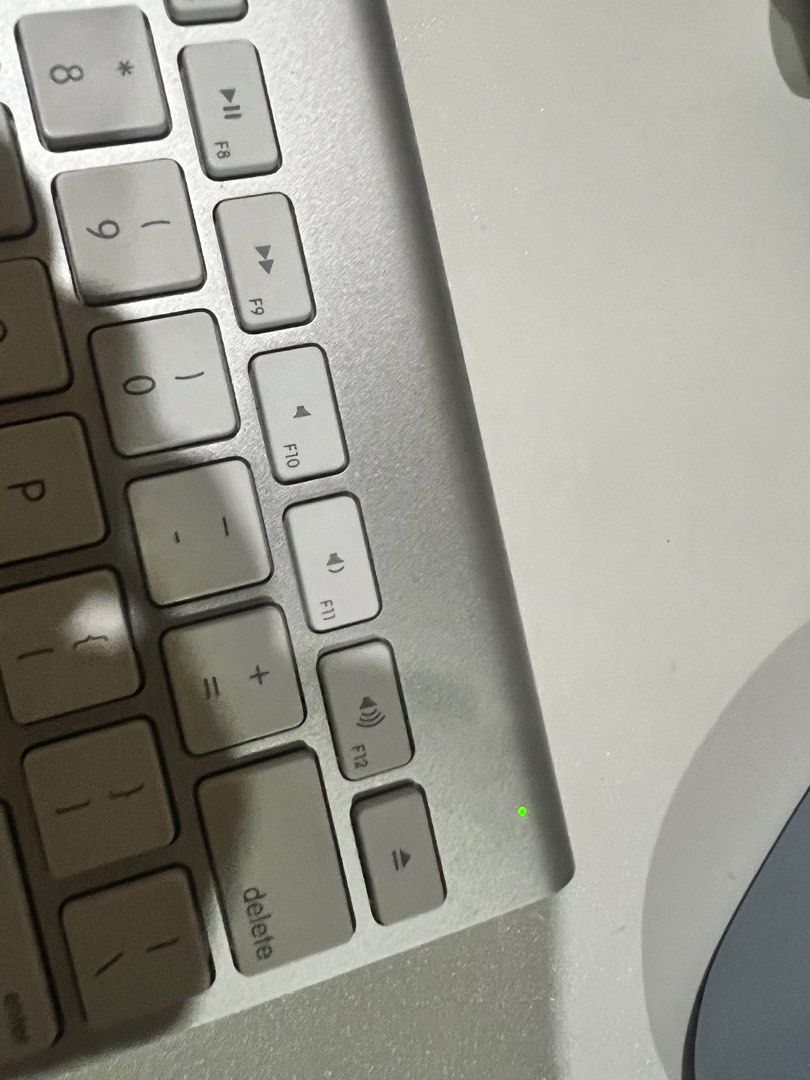 Original Apple Magic Keyboard Gen 1, Computers & Tech, Parts ...