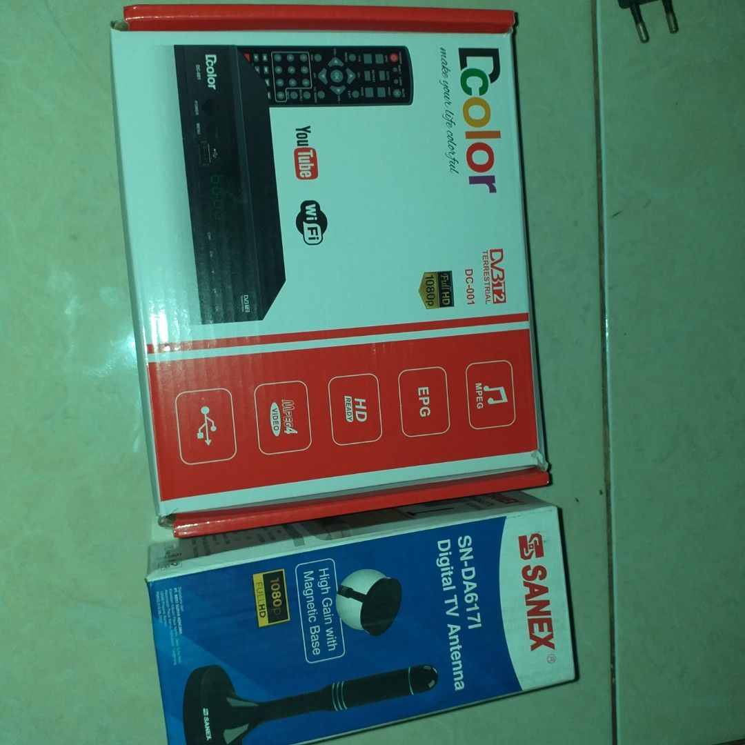 Paket lengkap stb box dan antena mini digital, Elektronik, TV ...