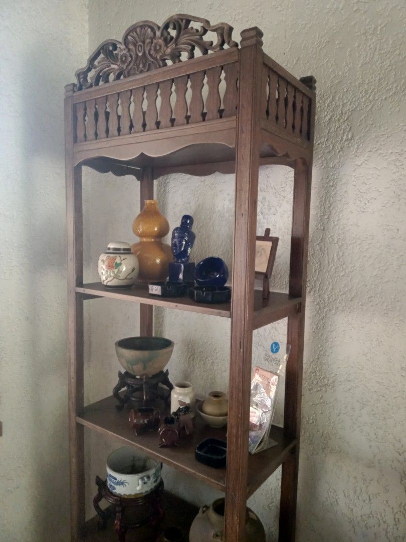 Pillow shelves, almario(?) on Carousell