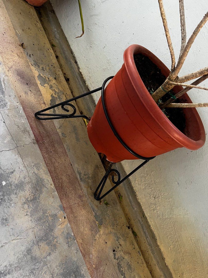 Pot stands, Furniture & Home Living, Gardening, Gardening Tools ...