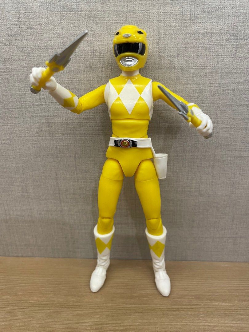 Power Rangers Lightning Collection Mighty Morphin Yellow Ranger ...