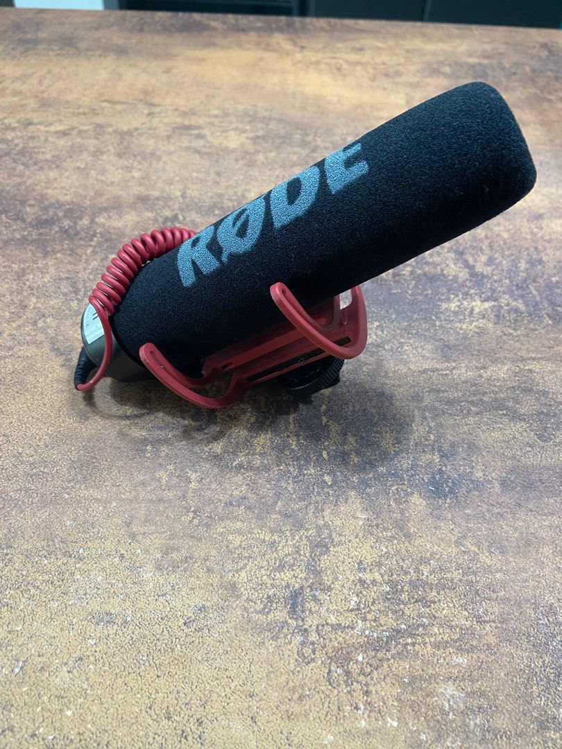 Rode VideoMic Go, Audio, Microphones on Carousell