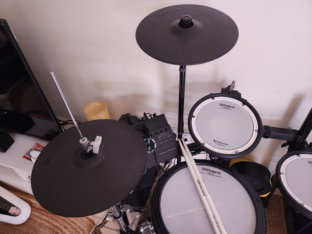 Roland TD-17 KVX2 with Roland PM-100 Speakers, Hobbies & Toys, Music ...