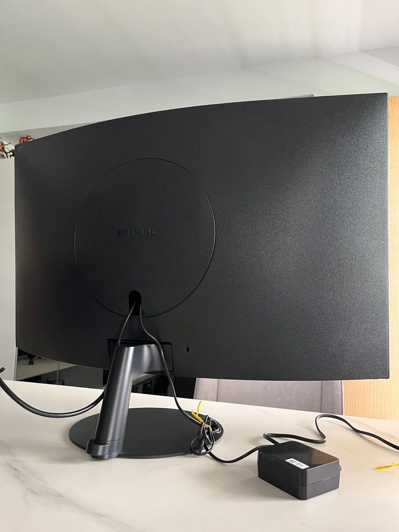 Samsung 32" inch Curved C32T550FDE 75Hz Curvature 1000R Bezeless design ...