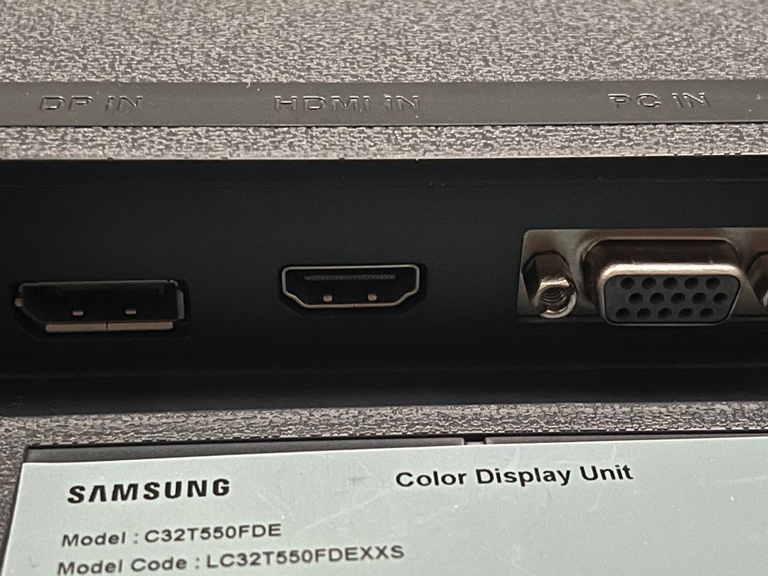 Samsung 32" inch Curved C32T550FDE 75Hz Curvature 1000R Bezeless design ...