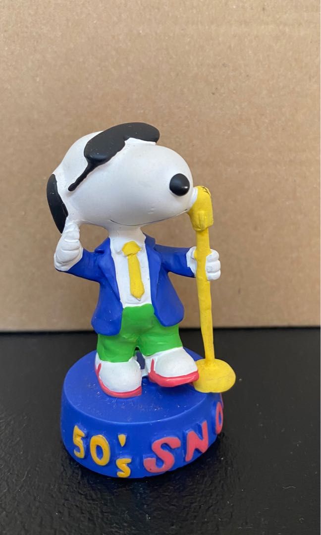 Snoopy/ Peanuts 50 years collection of 8 figures on Carousell