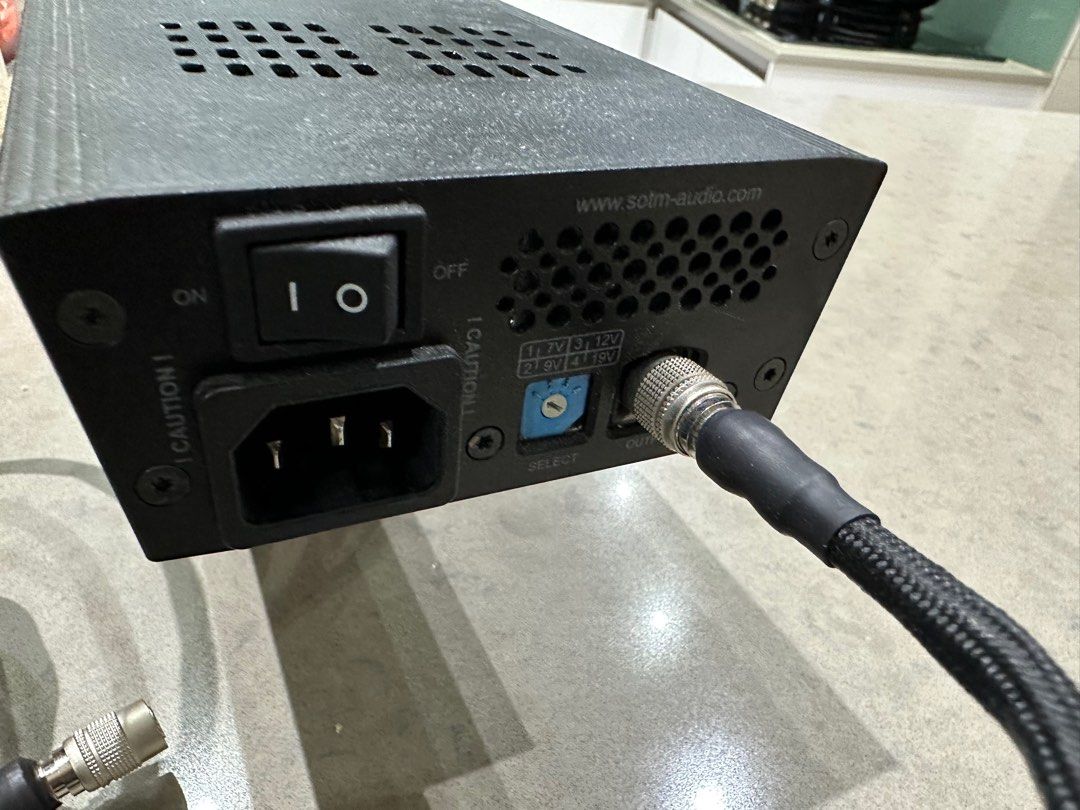 SoTM sPS-500 + 1m +1.5m DC cable (Neotech UPOCC Copper Teflon Solid ...