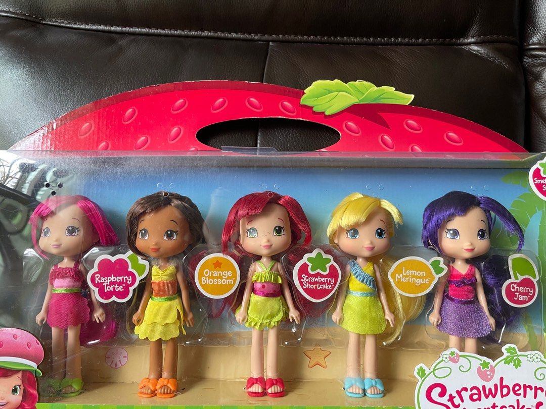 Strawberry Shortcake Beach Blast Collection, Hobbies & Toys, Toys ...
