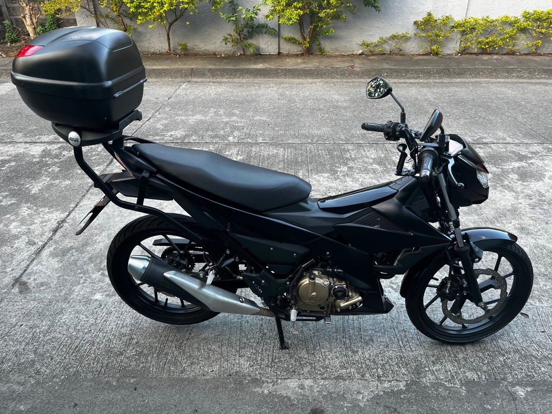 Suzuki Raider FI 2017, Motorbikes, Motorbikes for Sale on Carousell