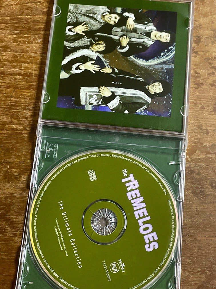 The tremeloes- the ultimate collection, Hobbies & Toys, Music & Media ...