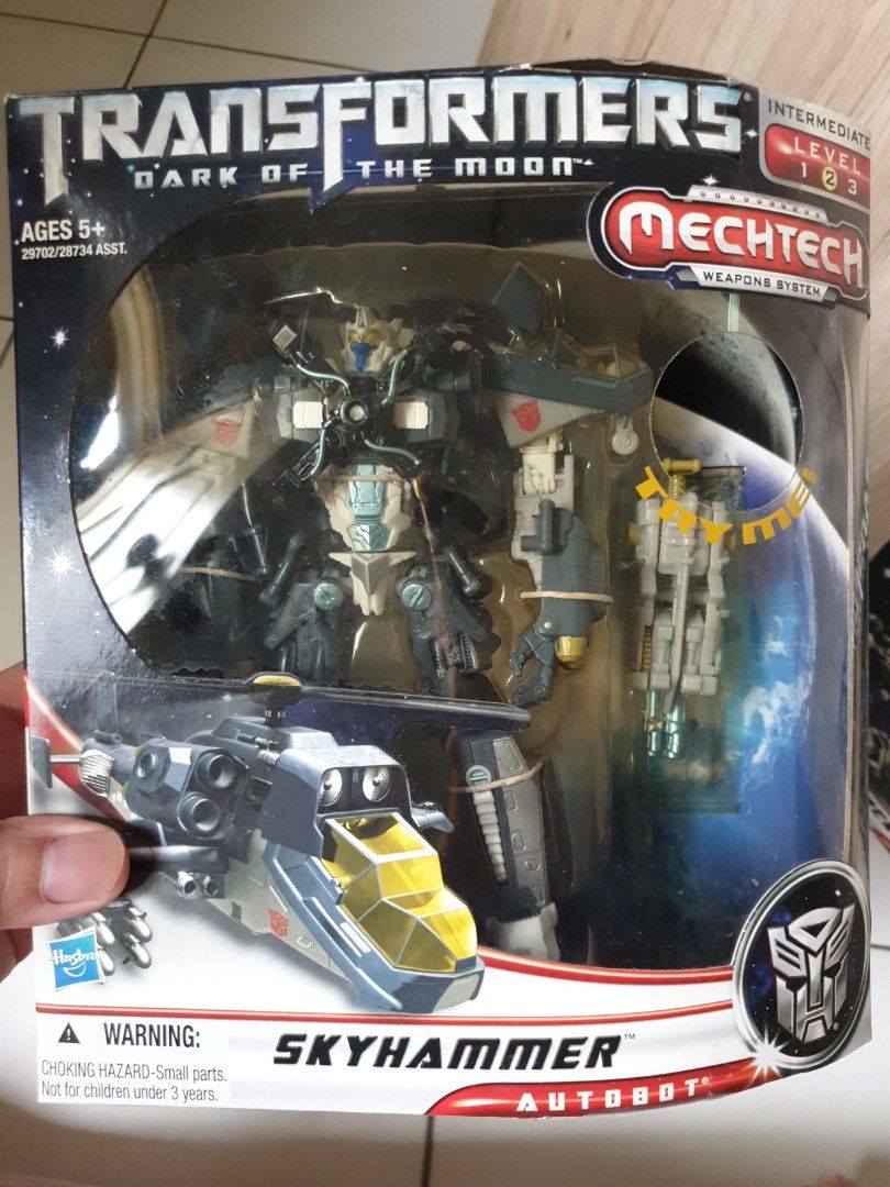 TRANSFORMER DARK OF THE MOON ( VOYAGER CLASS ), Hobbies & Toys ...