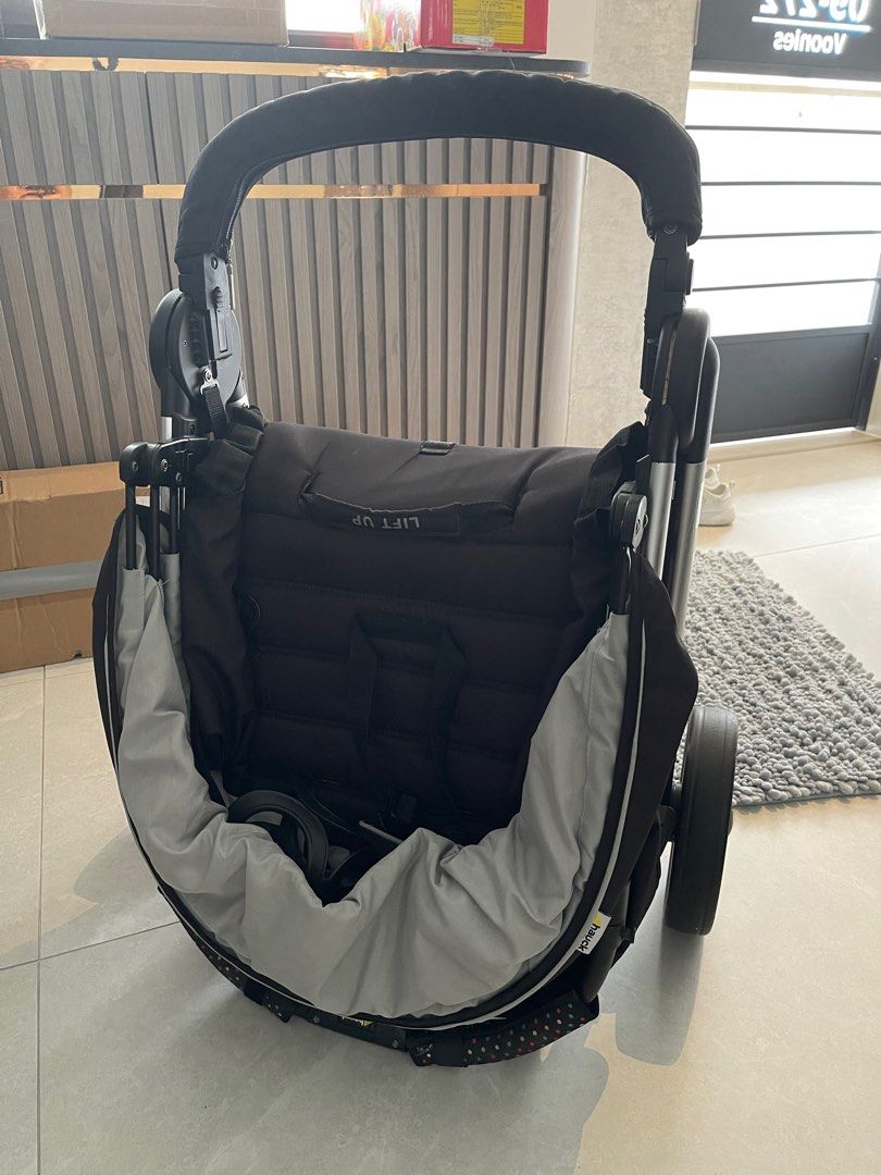Used Hauck Lift Up 4 heavy-duty stroller, Babies & Kids, Going Out ...