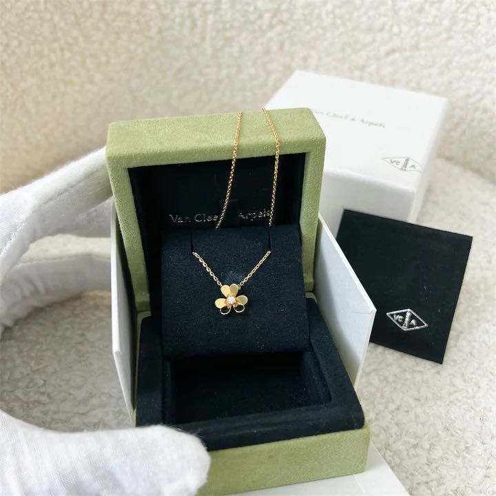 Van Cleef & Arpels VCA Mini Model Frivole Pendant Necklace in Yellow ...