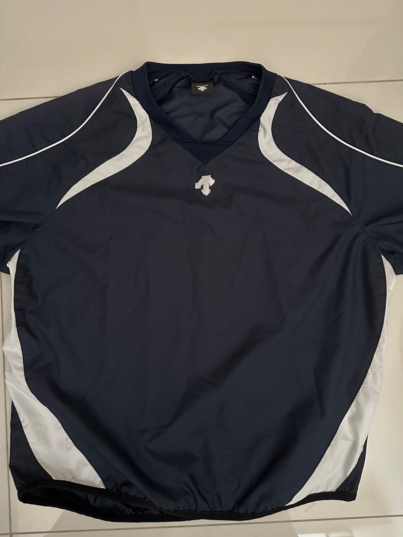 Vintage descente tee, Men's Fashion, Tops & Sets, Tshirts & Polo Shirts ...