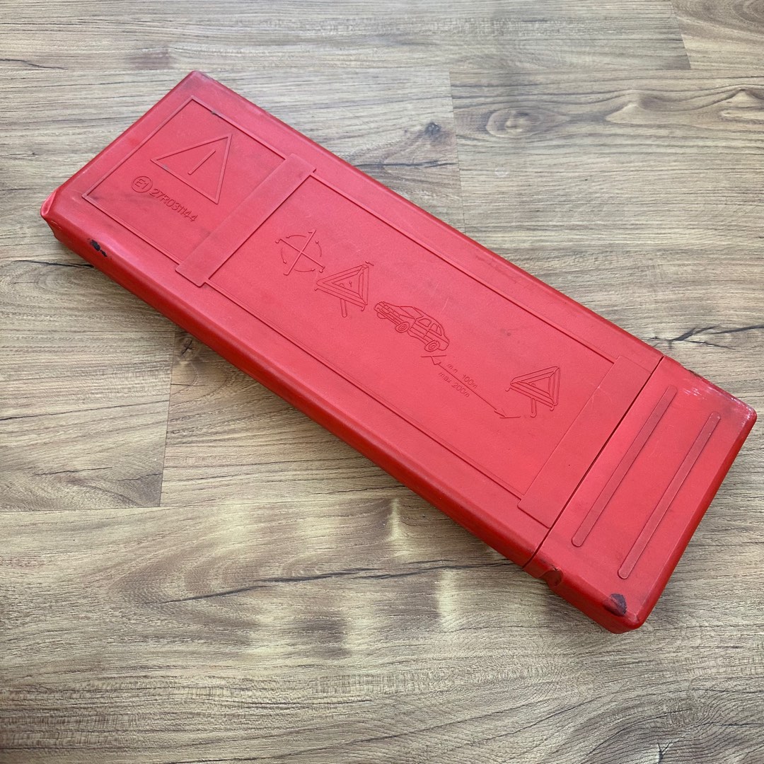 Warning Triangle Breakdown Sign Board, Car Accessories, Accessories on ...