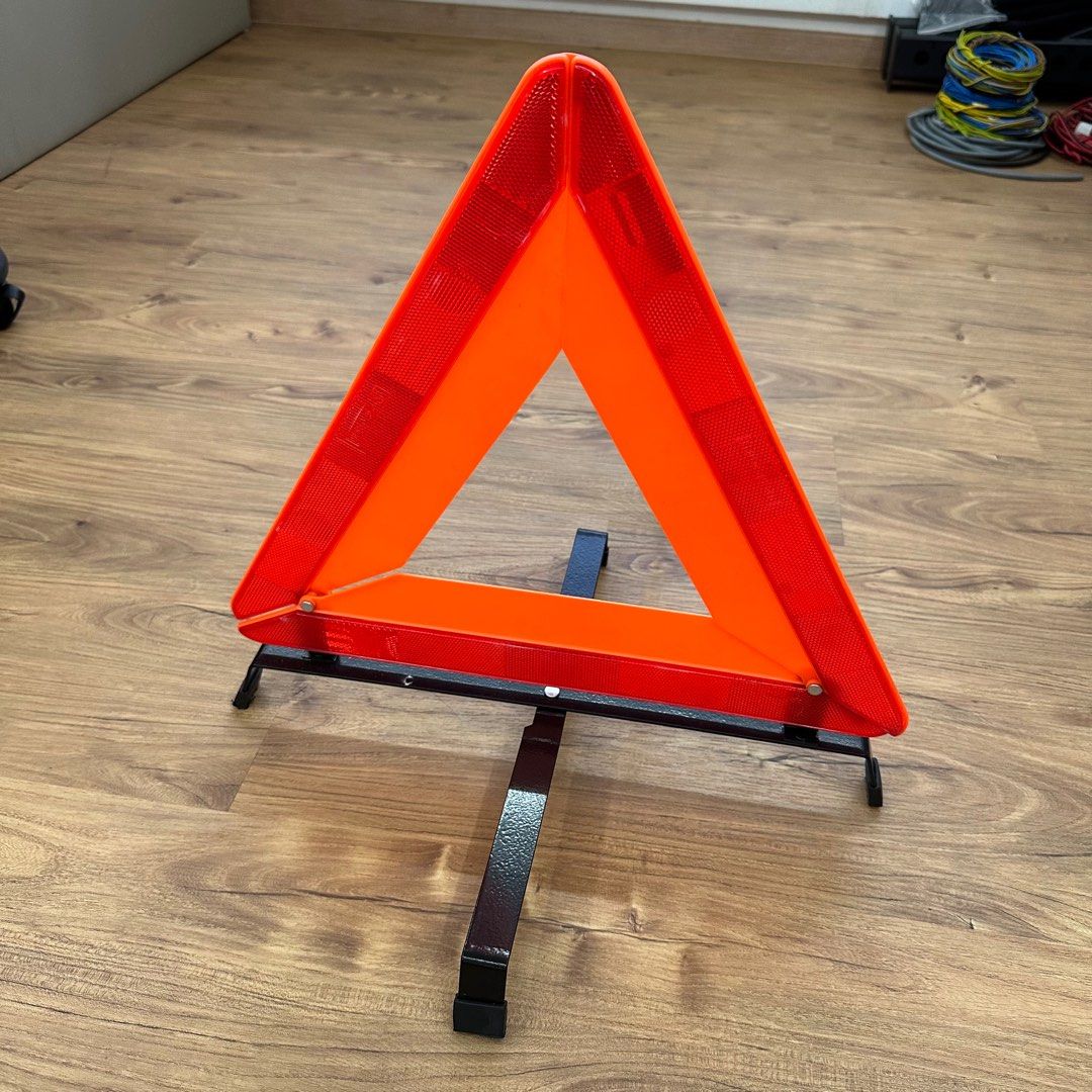 Warning Triangle Breakdown Sign Board, Car Accessories, Accessories on ...