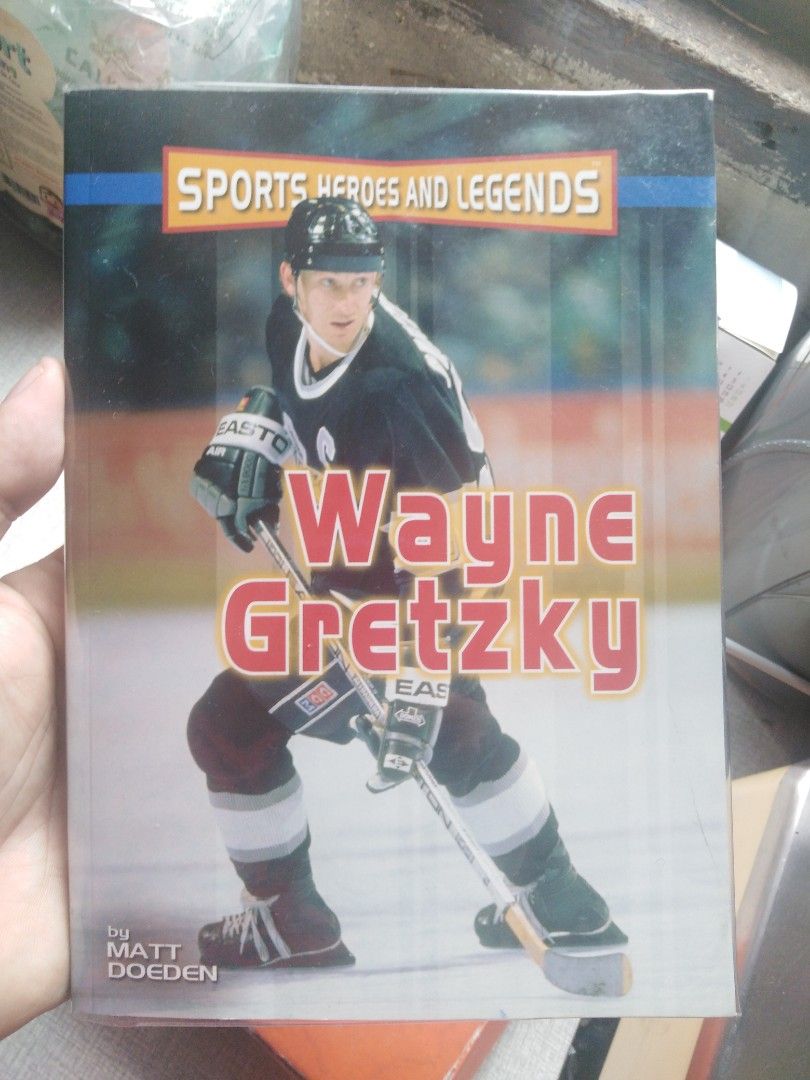 wayne Gretzky biography book on Carousell