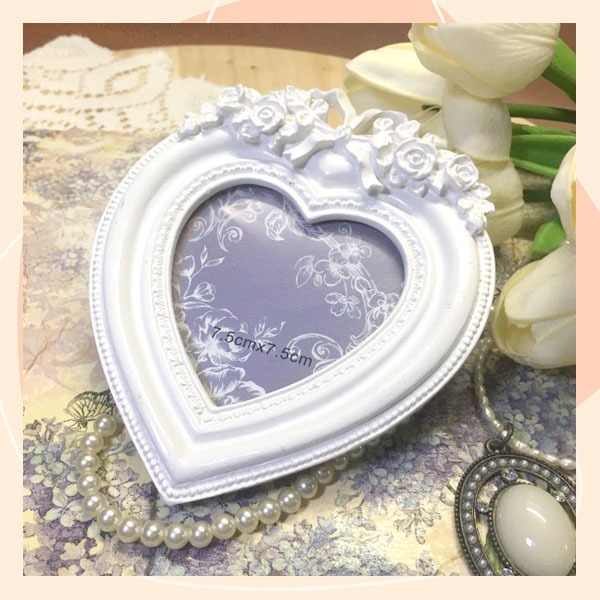 White Floral Heart Polystone Frame, Furniture & Home Living, Home Decor ...