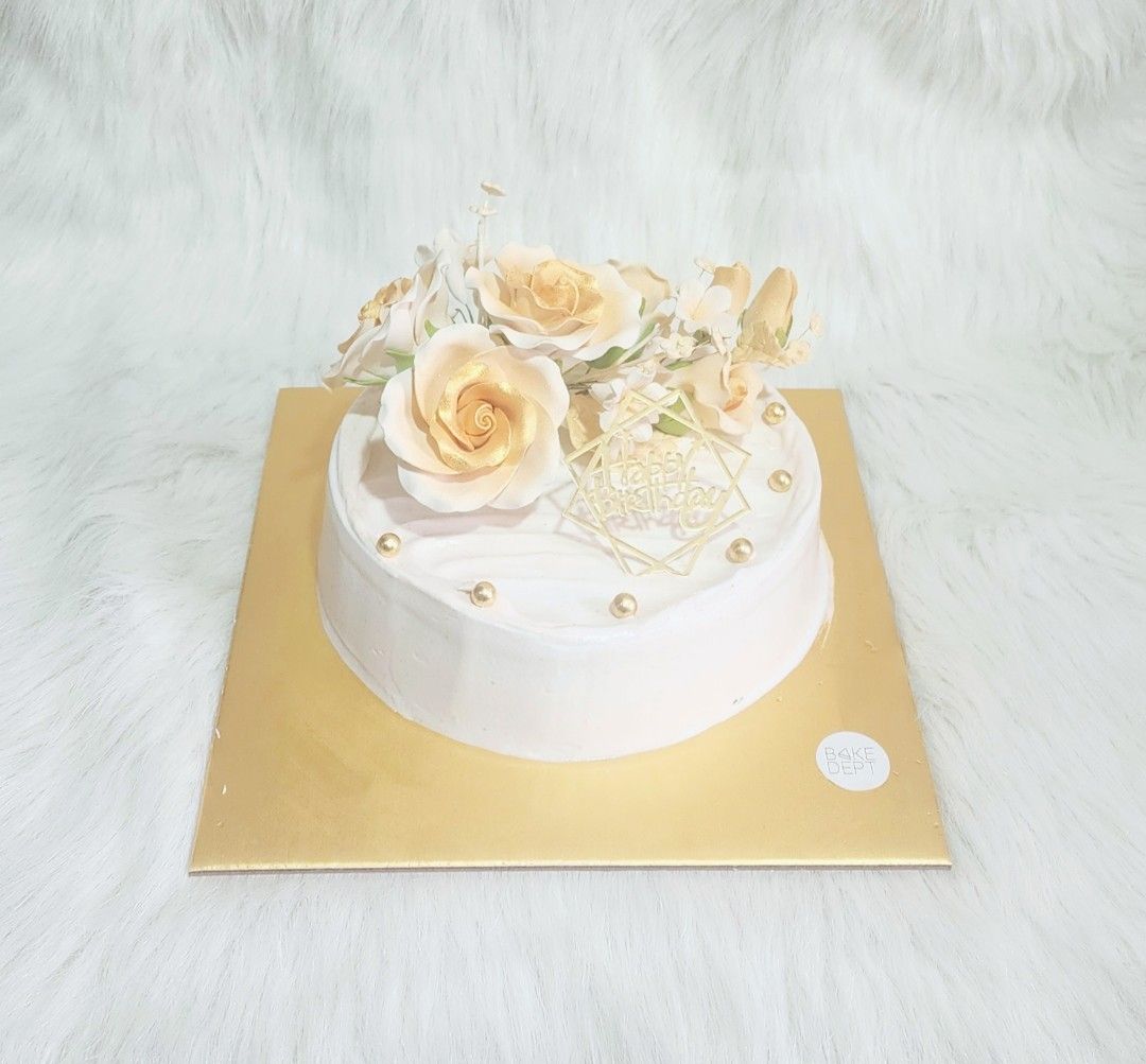 500g ice cream cake, Food & Drinks, Homemade Bakes on Carousell
