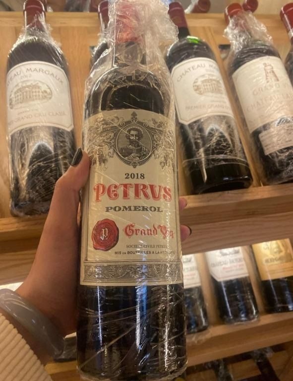【回收紅酒】同行最高價 帕圖斯 Petrvs 拉菲 Lafite 瑪歌 羅曼尼康帝 拉圖 木桐 武當 候伯王/奧比昂, 嘢食 & 嘢飲, 酒精 ...