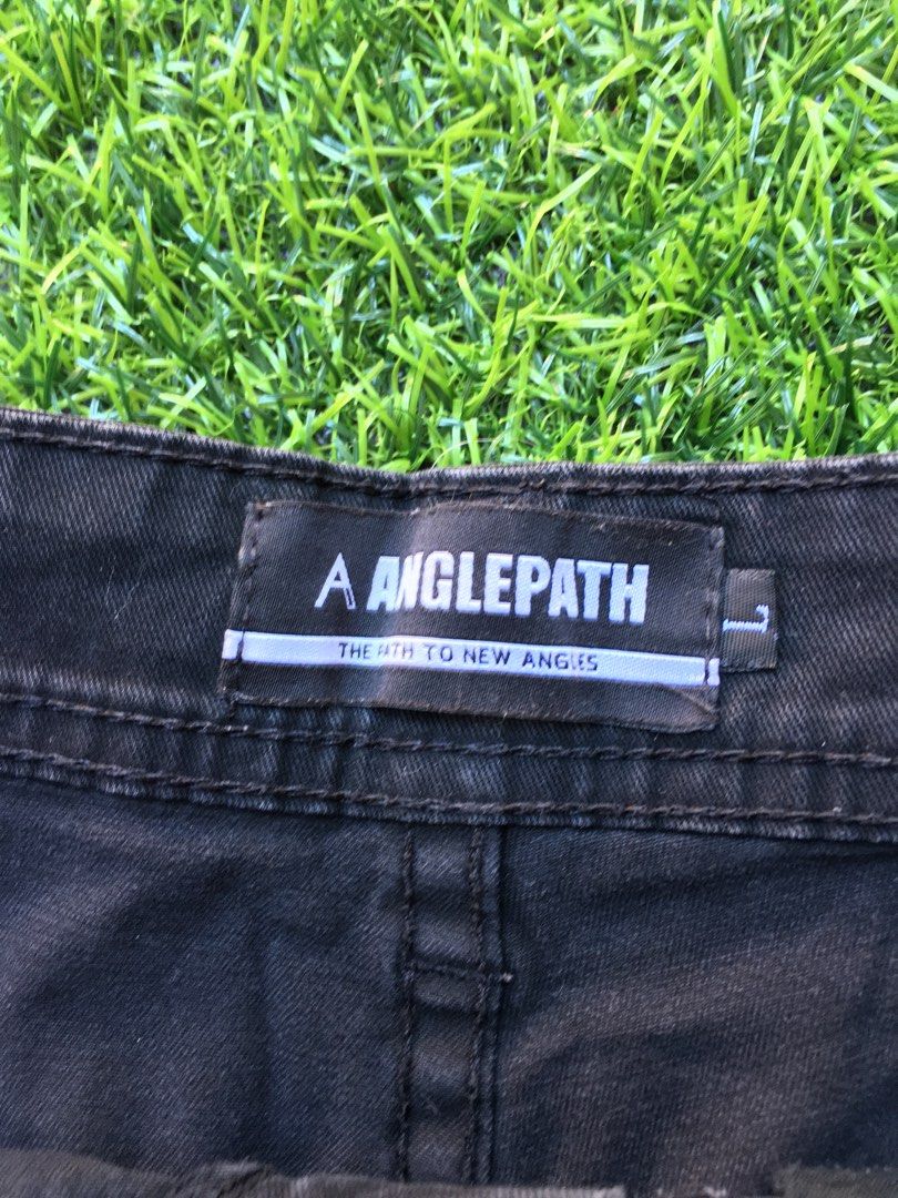 ANGLE PATH CARGO PANTS, Men's Fashion, Bottoms, Trousers on Carousell