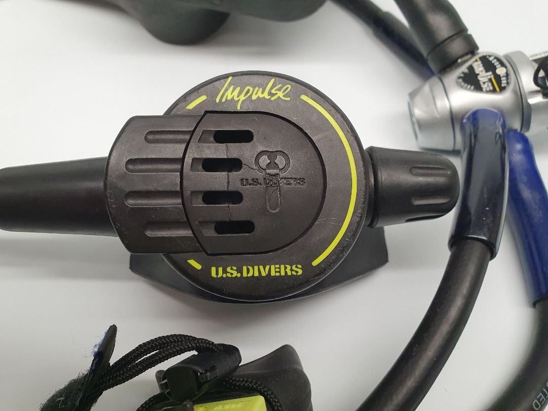 Aqualung US Divers Impulse scuba diving regulator set with dive ...