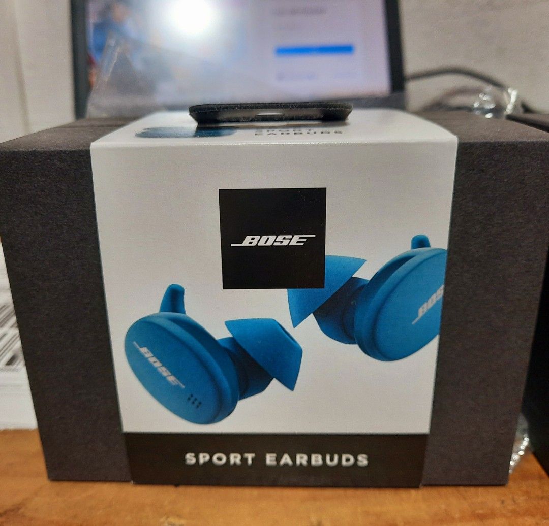 Bose Sports earbuds, Audio, Earphones on Carousell