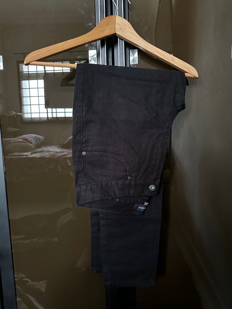 Bossini Black Jeans, Men's Fashion, Bottoms, Jeans on Carousell