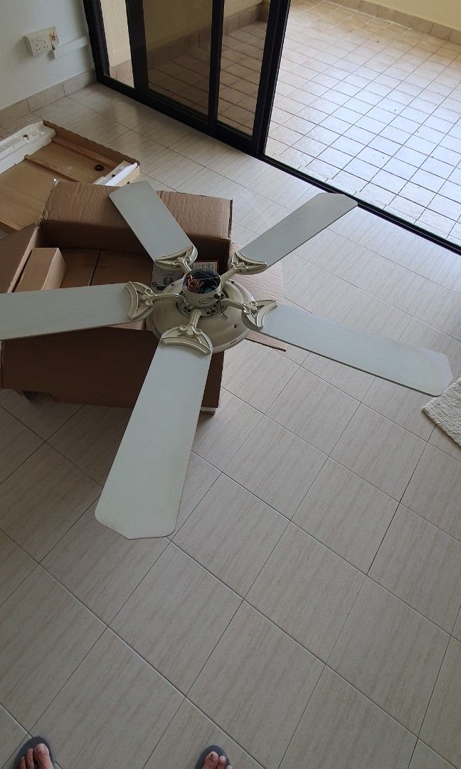 Ceiling Fan elmark used, Furniture & Home Living, Lighting & Fans, Fans ...