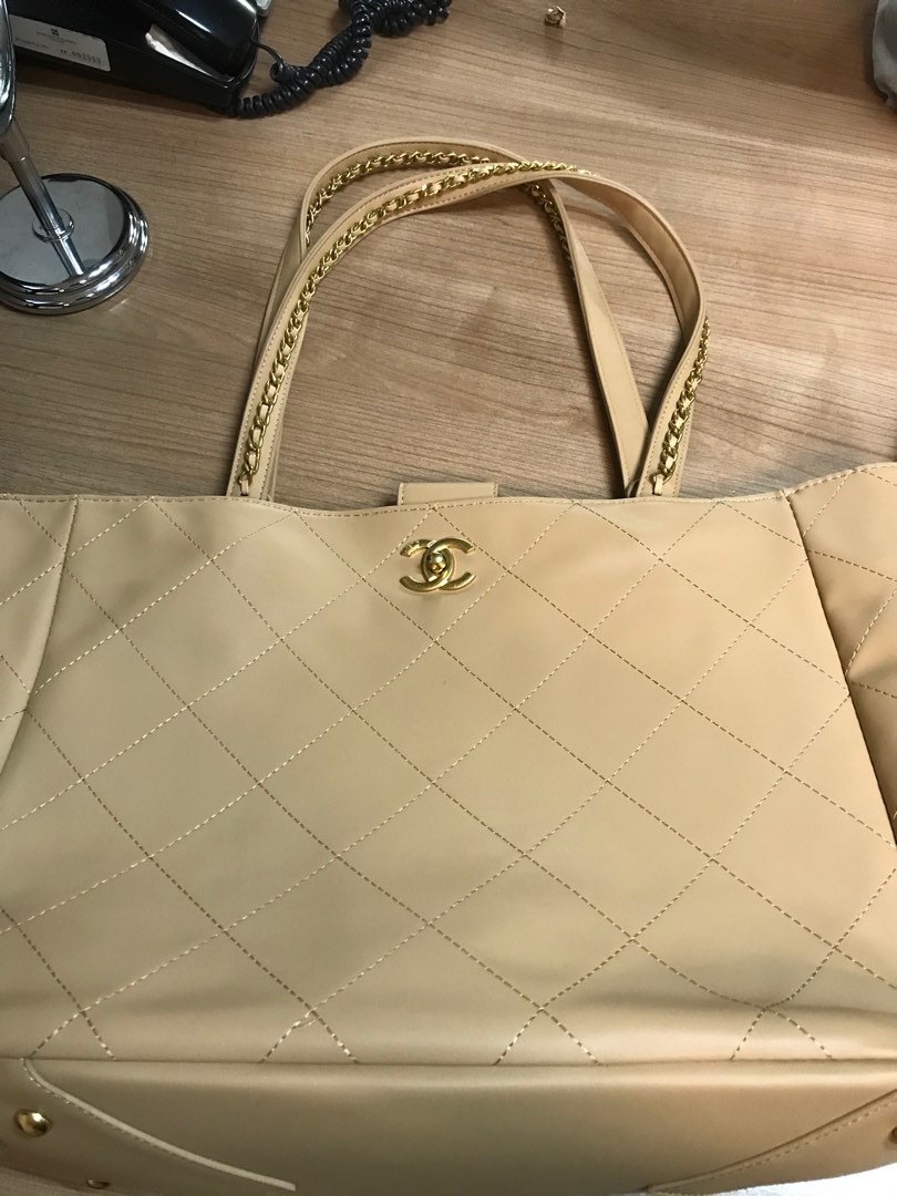 Channel tote bag on Carousell