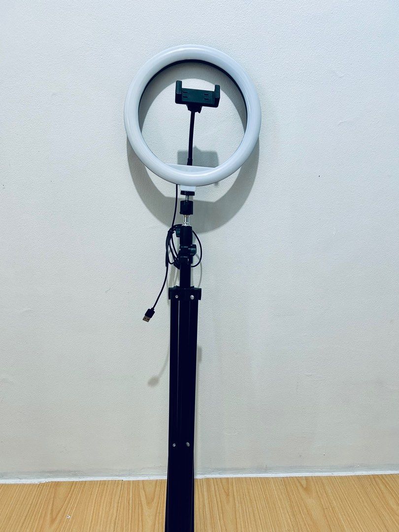 Circular light for vlogging and photography, Photography, Photography ...