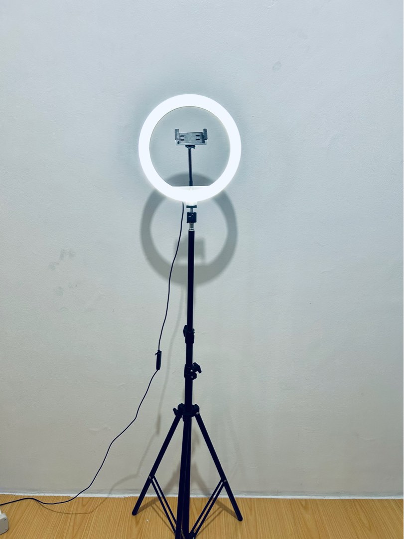 Circular light for vlogging and photography, Photography, Photography ...