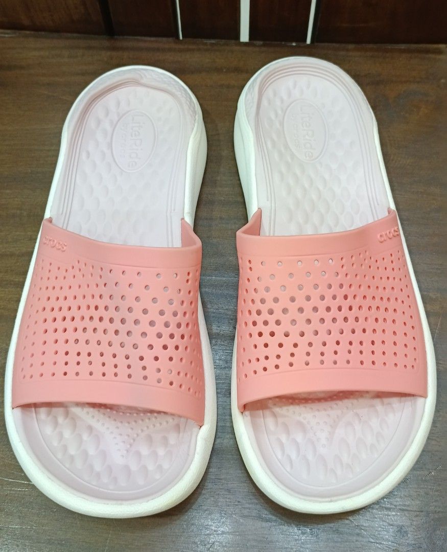 crocs literide, Women's Fashion, Footwear, Flats & Sandals on Carousell