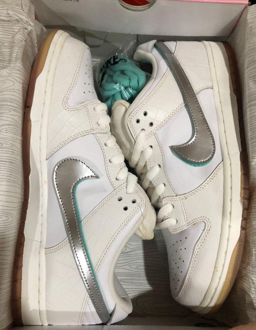 Diamond and Co dunks White BNDS, Men's Fashion, Footwear, Casual shoes ...