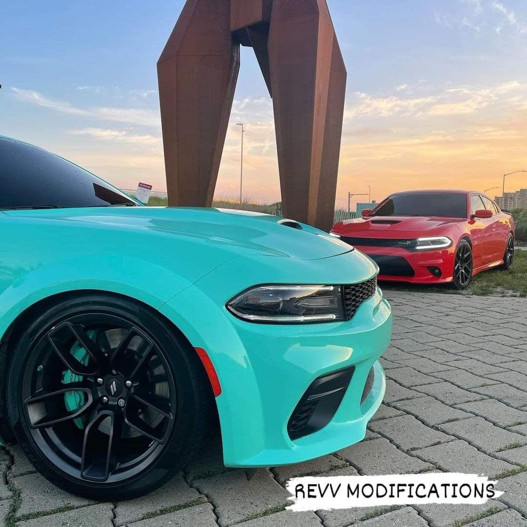 Dodge Charger "Tiffany" Shows Mesmerizing Blue Wrap in Widebody Form, Car Accessories, Car ...