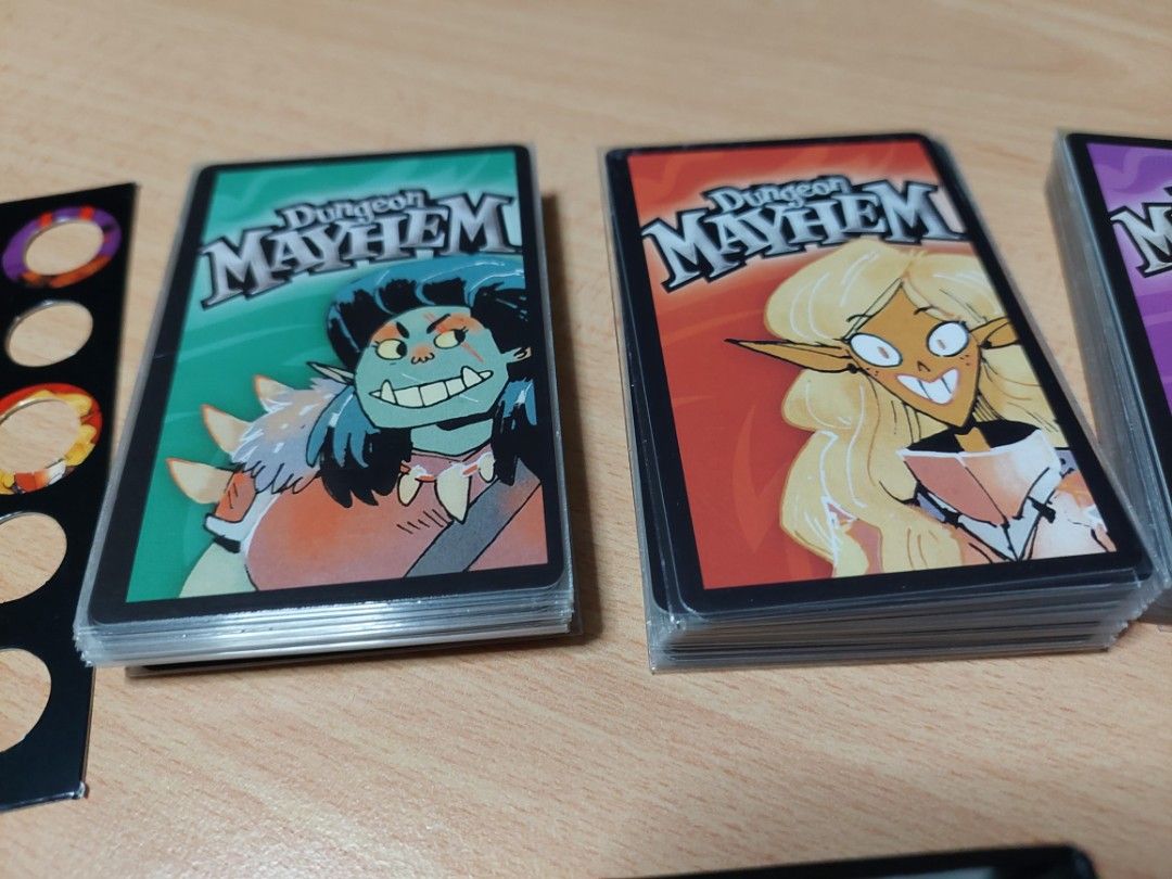 Dungeon Mayhem Card Game (Dungeon & Dragons), Hobbies & Toys, Toys ...