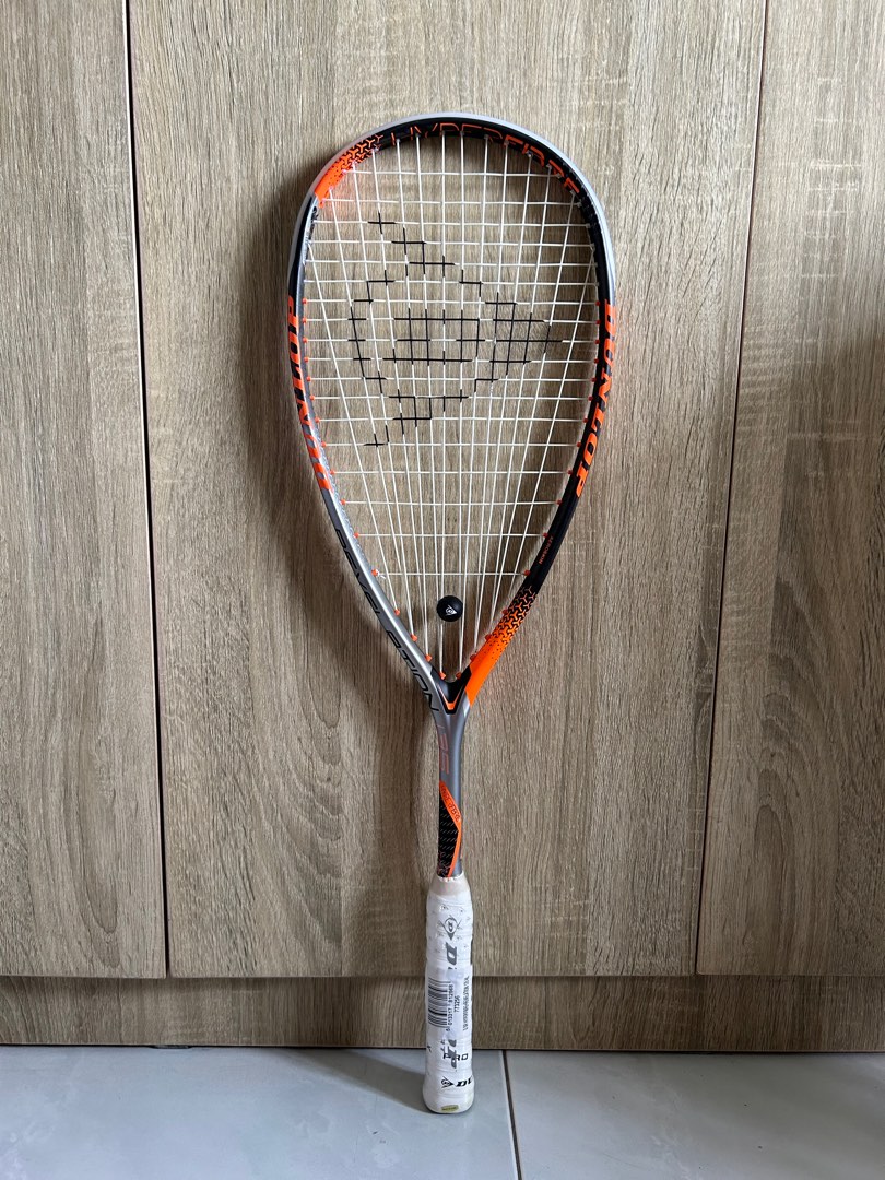 Dunlop Hyperfibre+ Revelation 135 Squash Racket, Sports Equipment ...