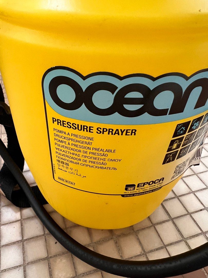 Epoca Oceania 5L Pressure Sprayer, Furniture & Home Living, Gardening, Gardening Tools ...