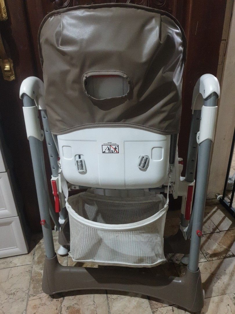 Giant Carrier Nigel High Chair, Babies & Kids, Nursing & Feeding, Baby High Chairs on Carousell
