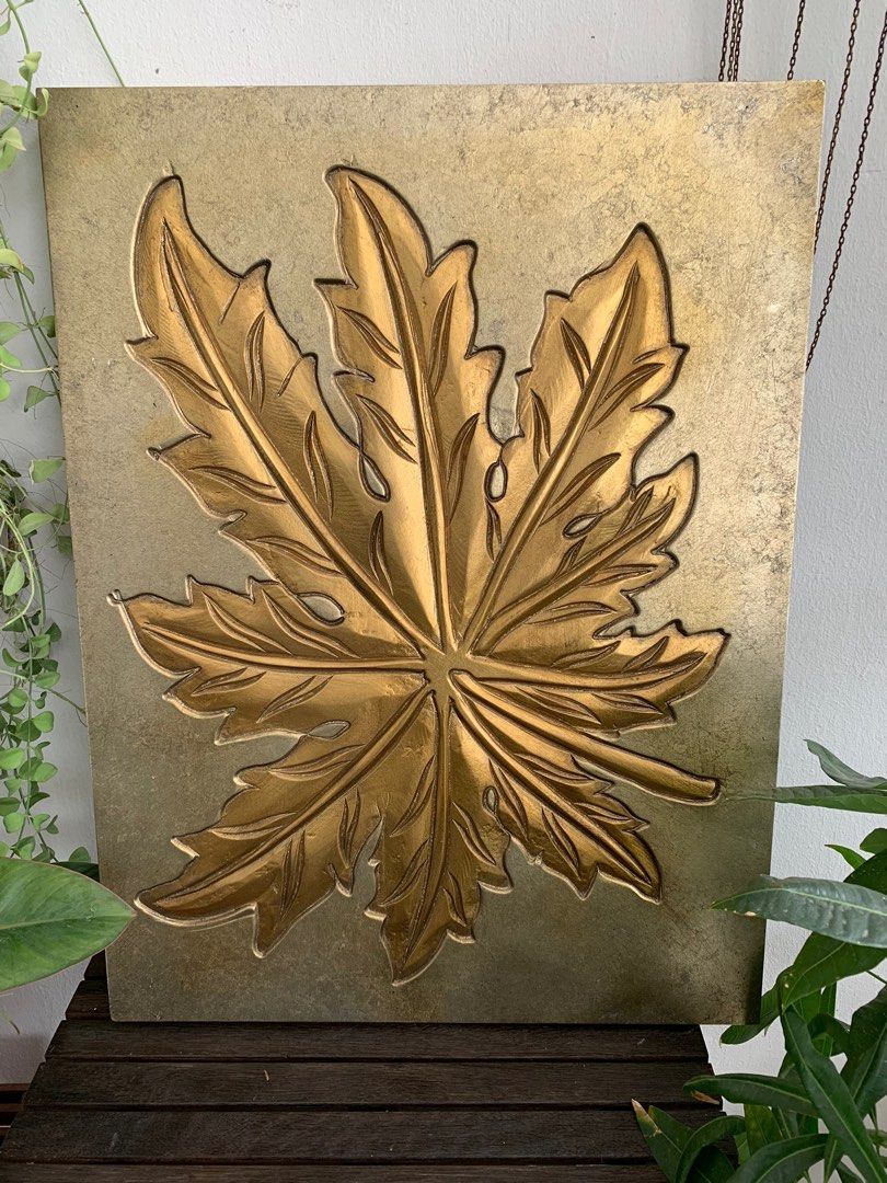 Large Gold leaves , Furniture & Home Living, Home Decor, Frames ...